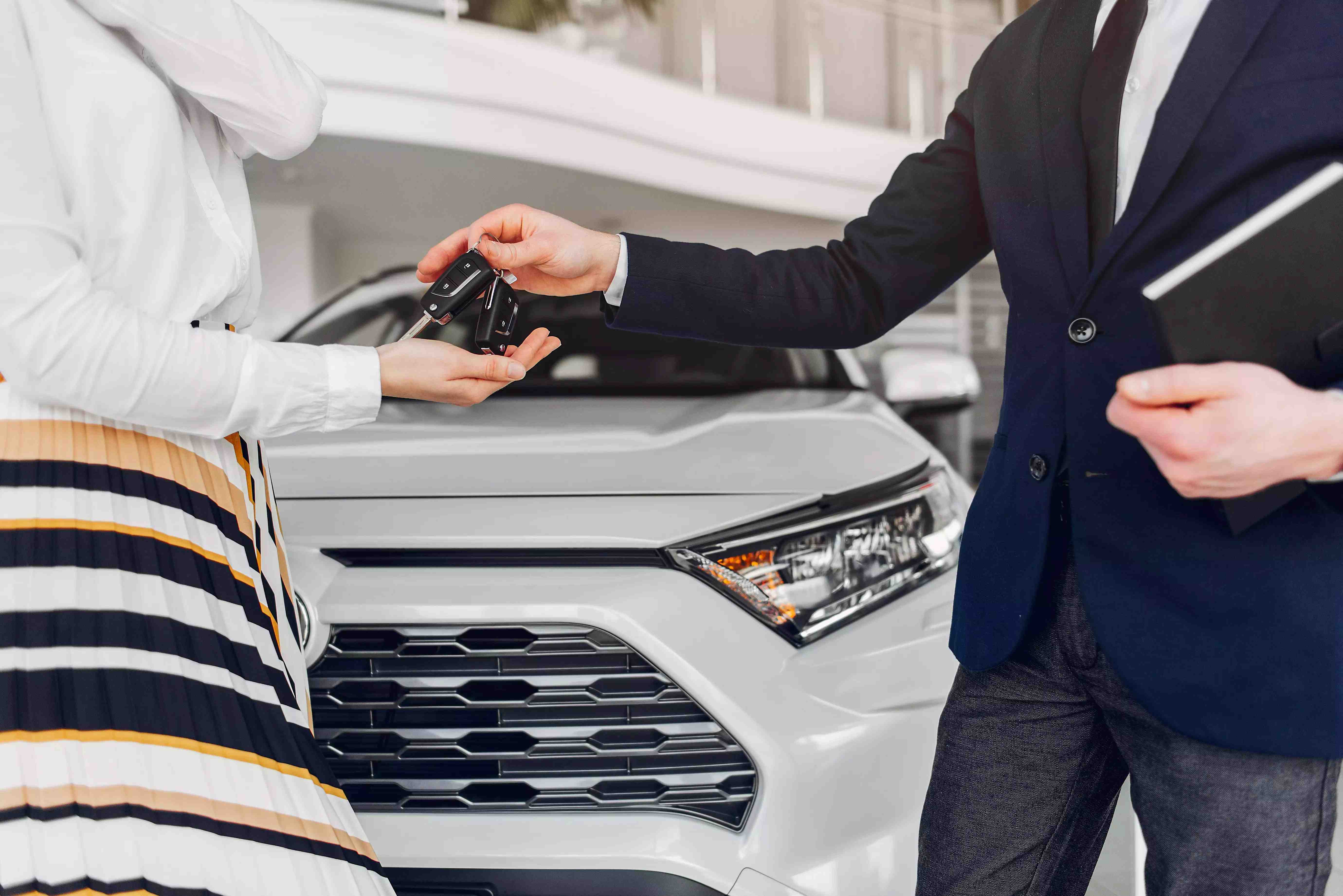 Standar Wajar Kilometer Pada Mobil Bekas